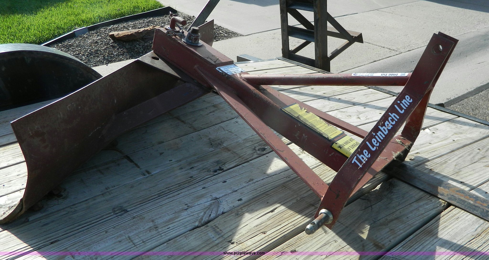 Leinbach blade in Hays, KS | Item BQ9860 sold | Purple Wave