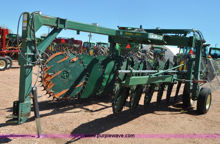 Allen 8703 V-rake in Beryl, UT | Item G7383 sold | Purple Wave