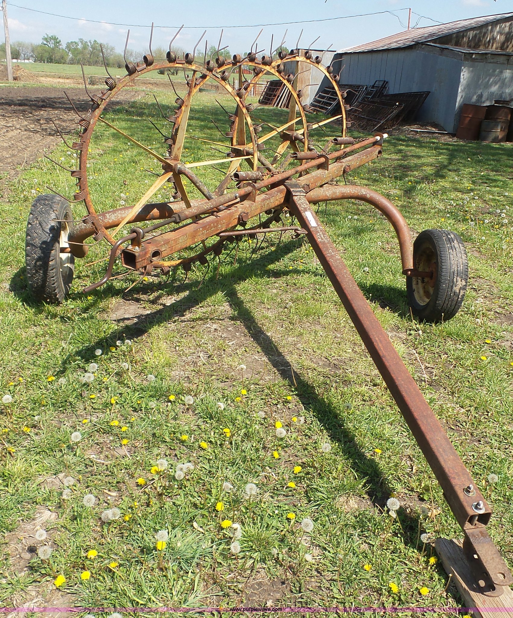Farm Hand F5 three wheel rake in Lawrence, KS | Item BN9526 sold ...