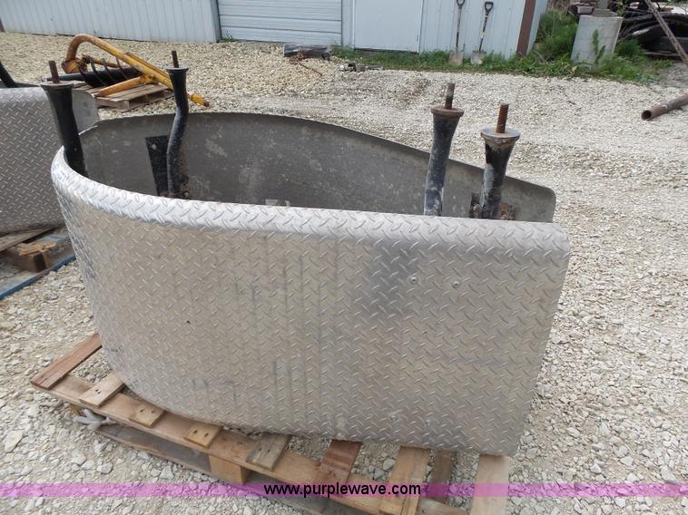 (2) Merritt EZ Mount half fenders in St. Marys, KS | Item AM9548 sold ...