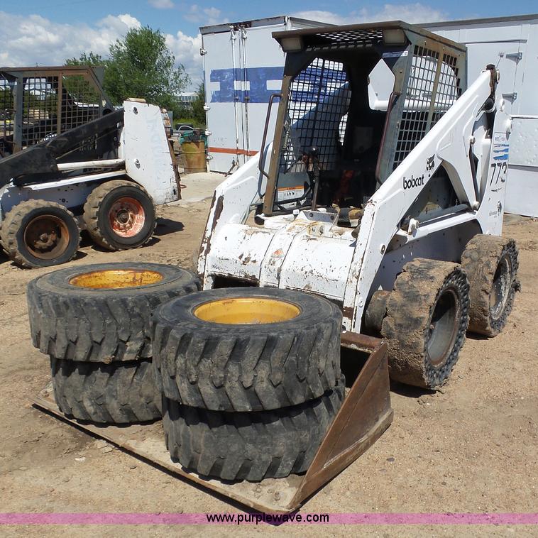 2000 Bobcat 773 skid steer in Sublette, KS | Item AR9343 sold | Purple Wave