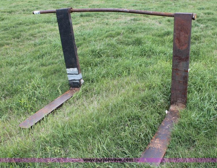 Loader forklift fork set in Bray, OK | Item K8891 sold | Purple Wave