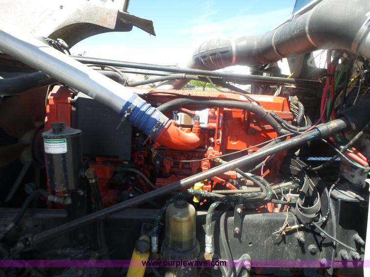2002 Freightliner Classic XL semi truck in Neosho, MO | Item L6338 sold ...