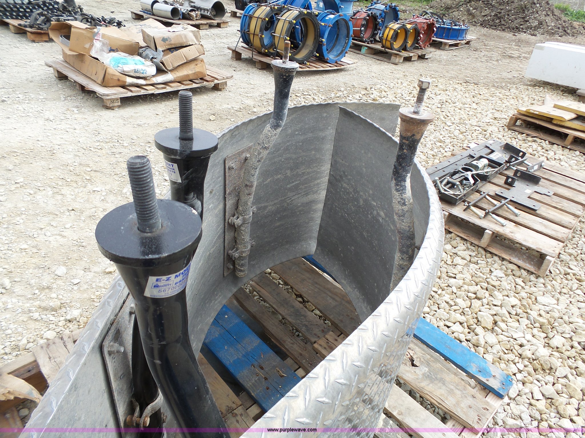 (2) Merritt EZ Mount half fenders in St. Marys, KS | Item AM9547 sold ...