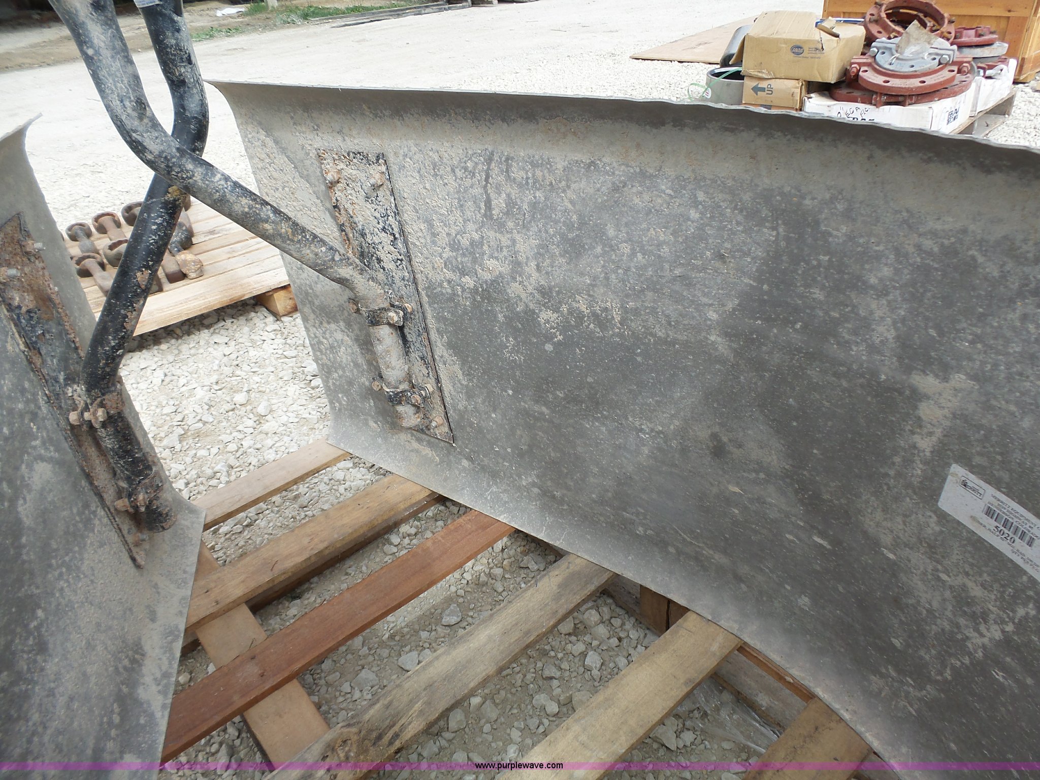 (2) Merritt EZ Mount half fenders in St. Marys, KS | Item AM9548 sold ...