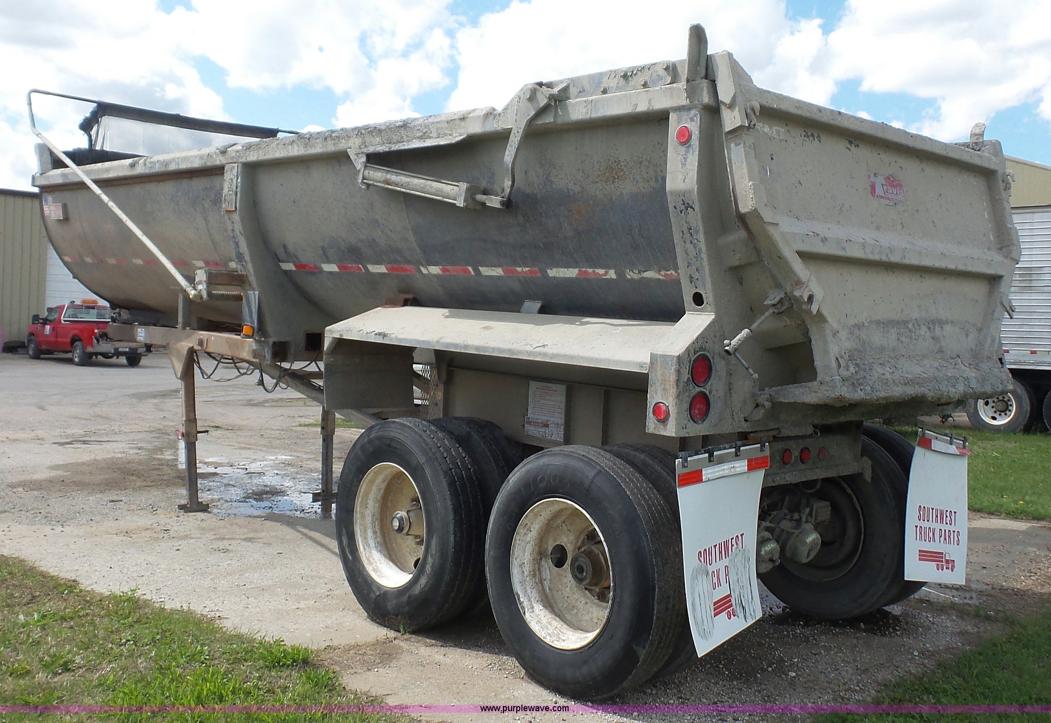 1999 Travis HRS end dump trailer in Topeka, KS | Item K5219 sold ...