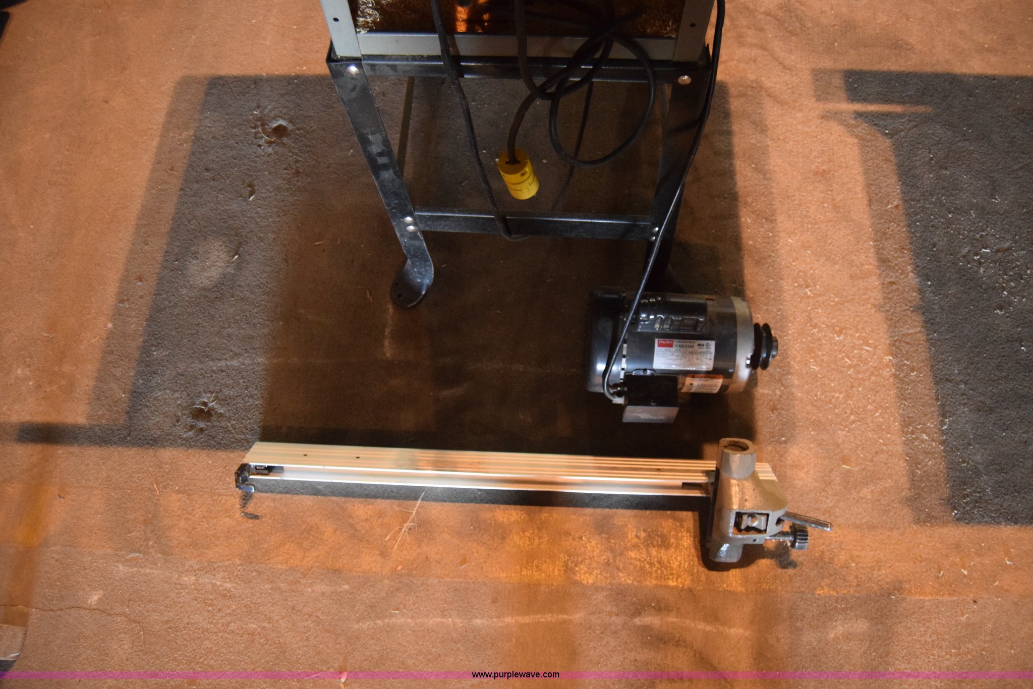 Jet JTS-10 table saw in Larned, KS | Item BF9889 sold | Purple Wave