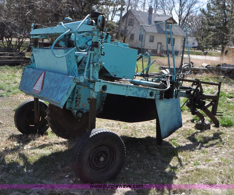 Vermeer 1560 Pow-R stump grinder in Big Springs, NE | Item G7326 sold ...