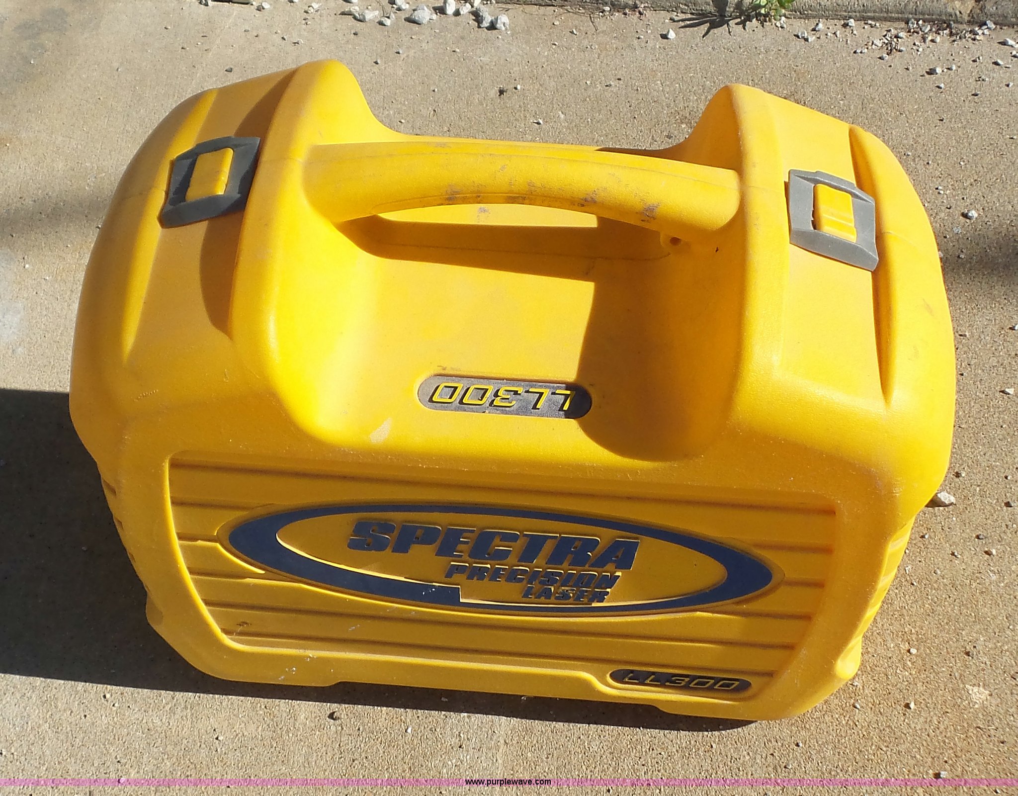 Spectra LL300 precision laser in Lawrence, KS | Item BN9508 sold ...