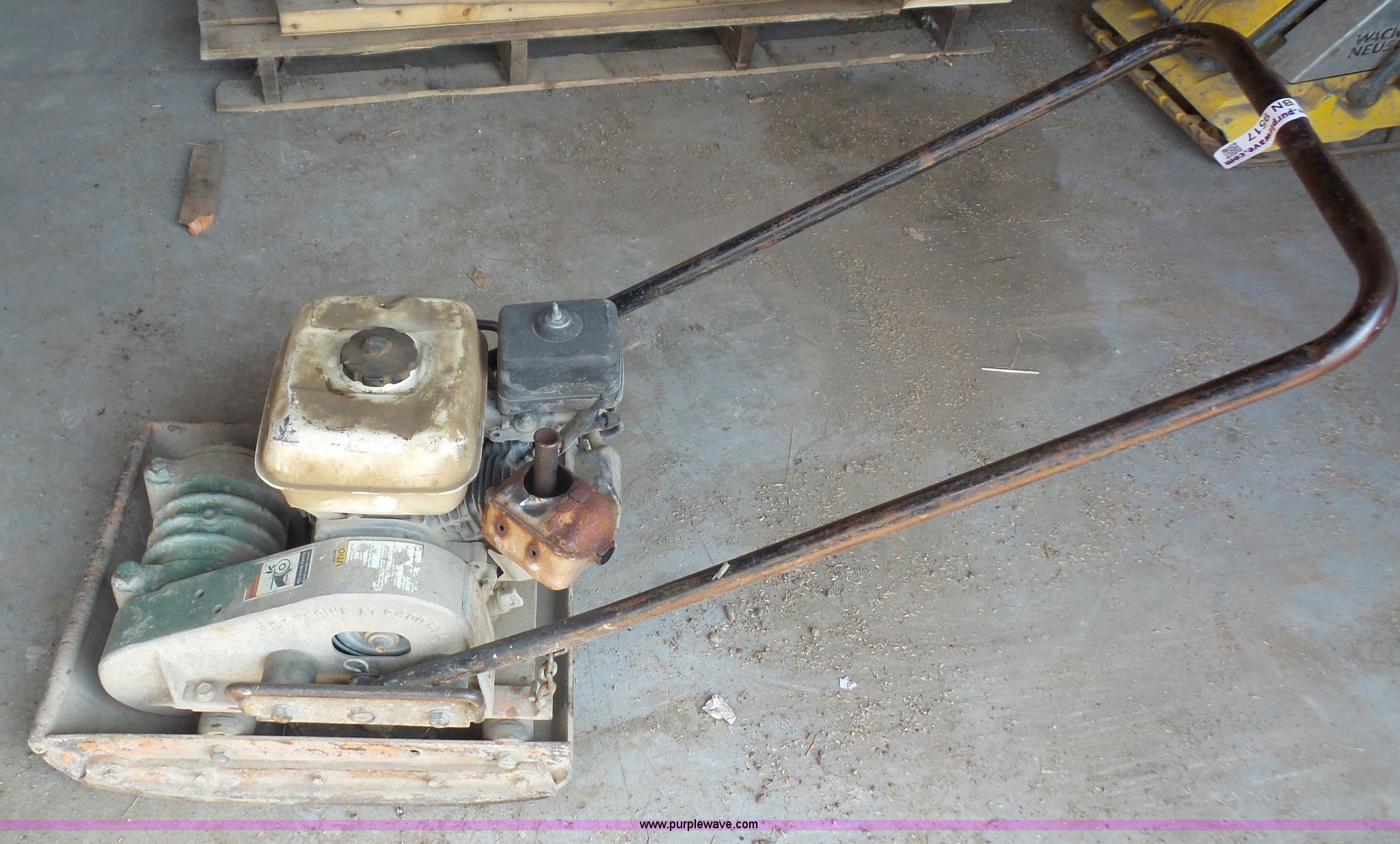 MBW AP2000 vibratory compactor in Lawrence, KS | Item BN9517 sold ...