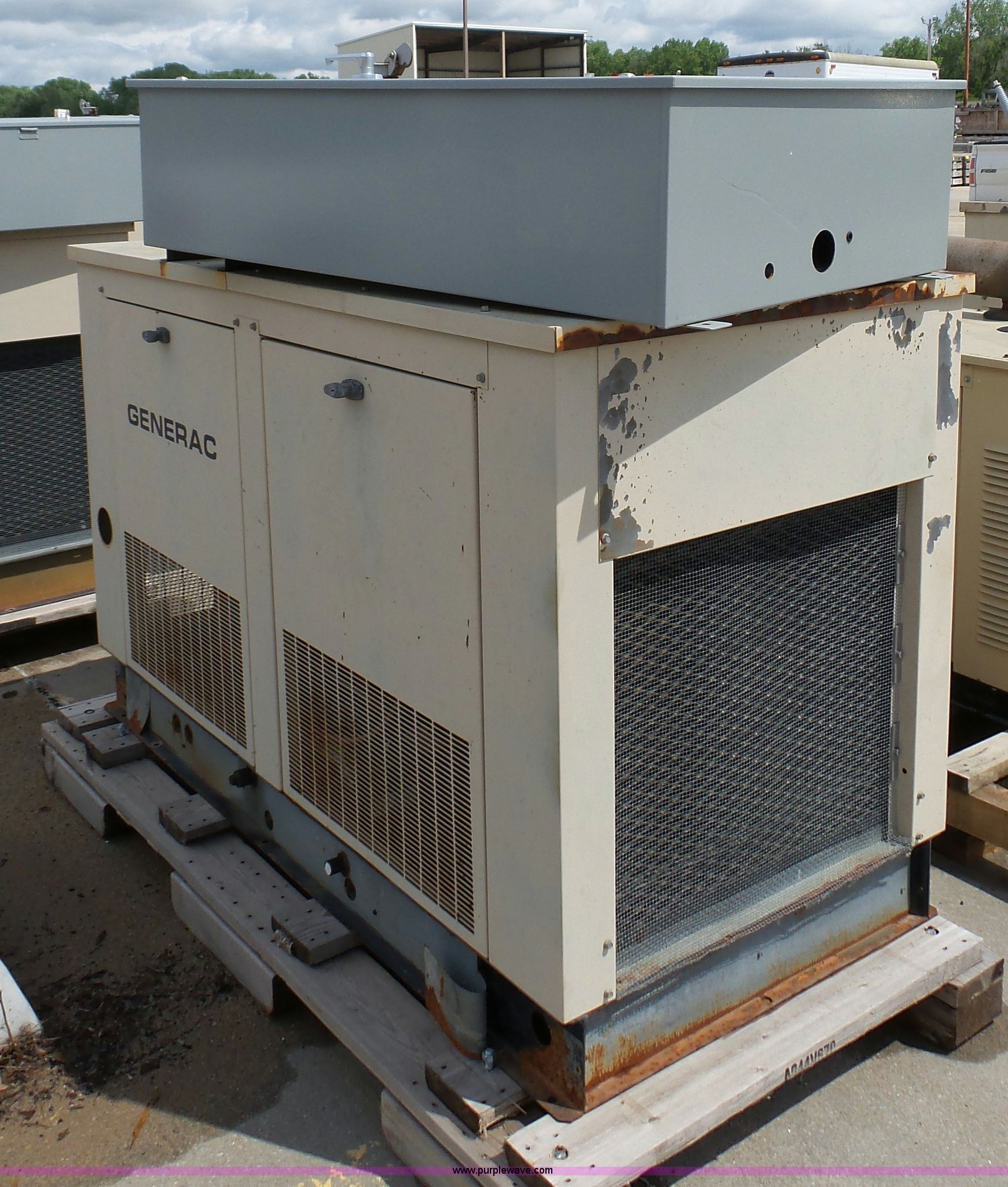 1995 Generac 95A00265-5 generator in Topeka, KS | Item K4566 sold ...