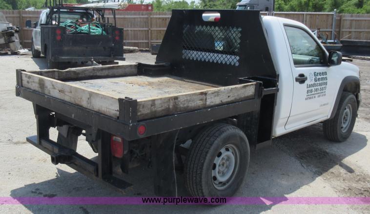 2005 Chevrolet Colorado flatbed pickup truck in Northmoor, MO | Item ...
