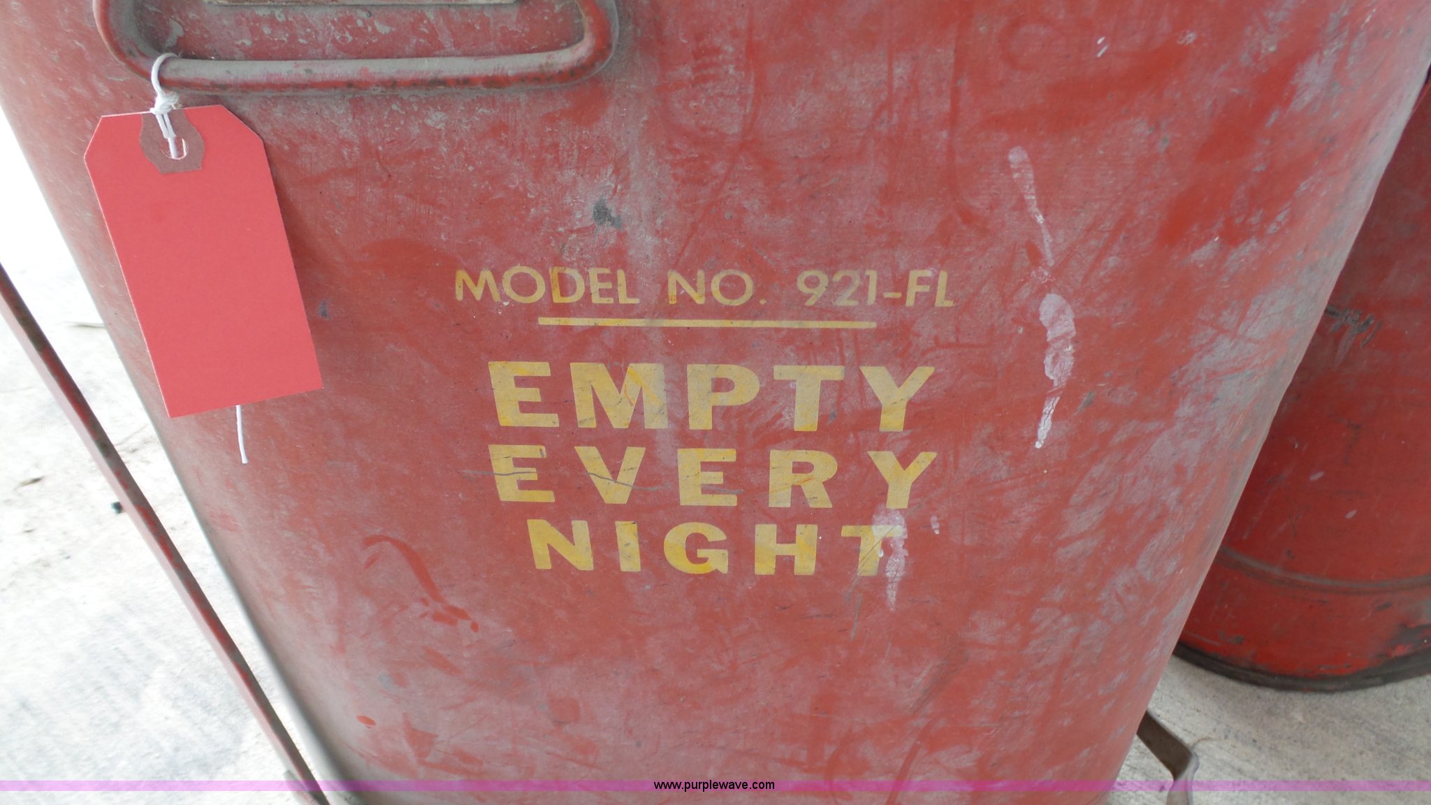 (2) combustible trash cans in Topeka, KS | Item BV9511 sold | Purple Wave