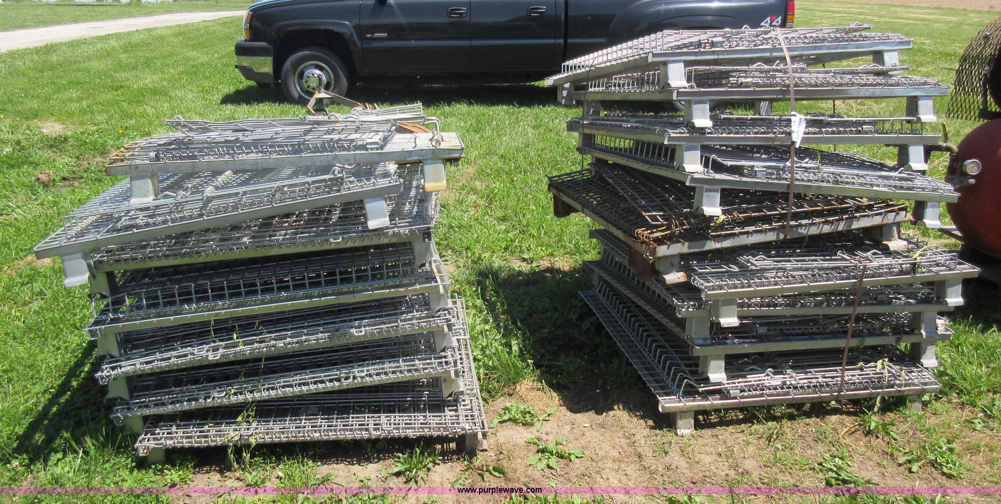Steel wire crates in Leeton, MO | Item K7848 sold | Purple Wave