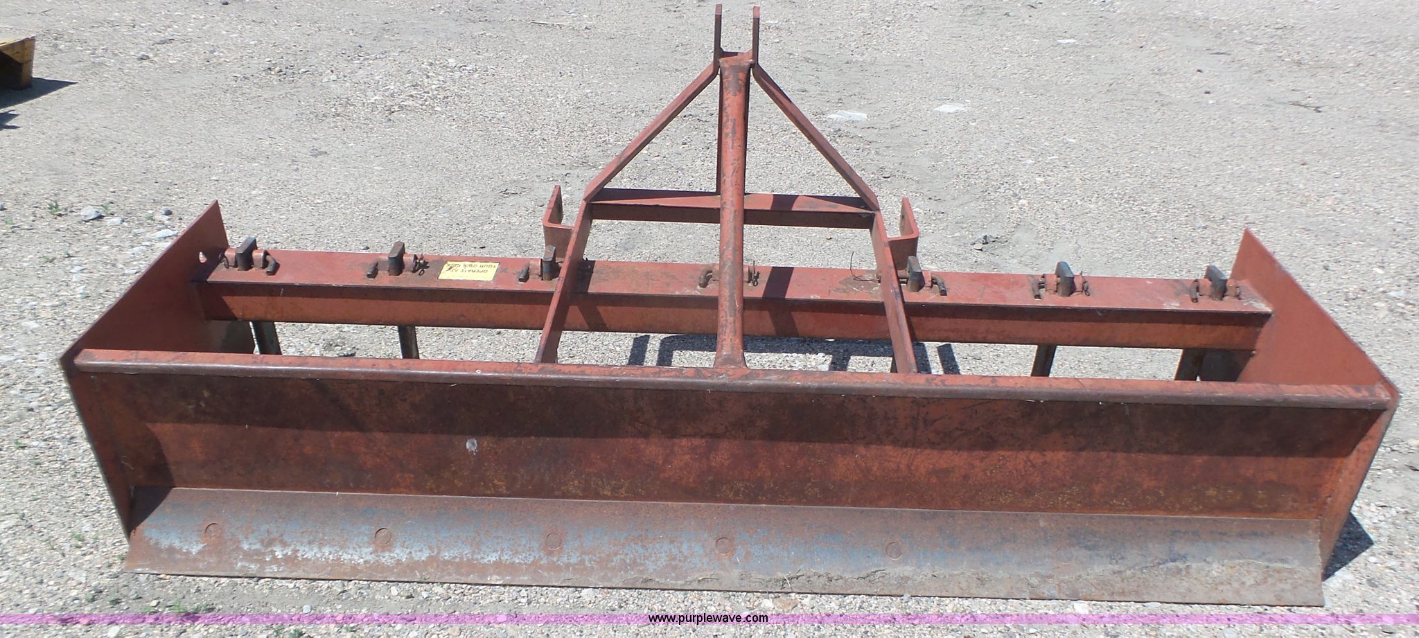 United box blade in Grand Island, NE | Item K8335 sold | Purple Wave