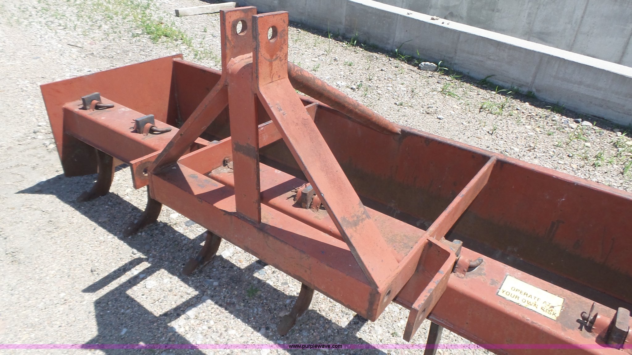 United box blade in Grand Island, NE | Item K8335 sold | Purple Wave