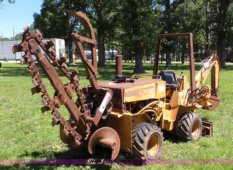 Case 360 trencher in Poplar Bluff, MO | Item K3497 sold | Purple Wave