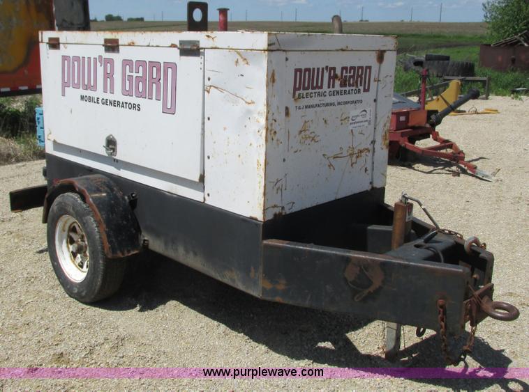 Pow'r Gard generator in Plainview, MN | Item K4730 sold | Purple Wave