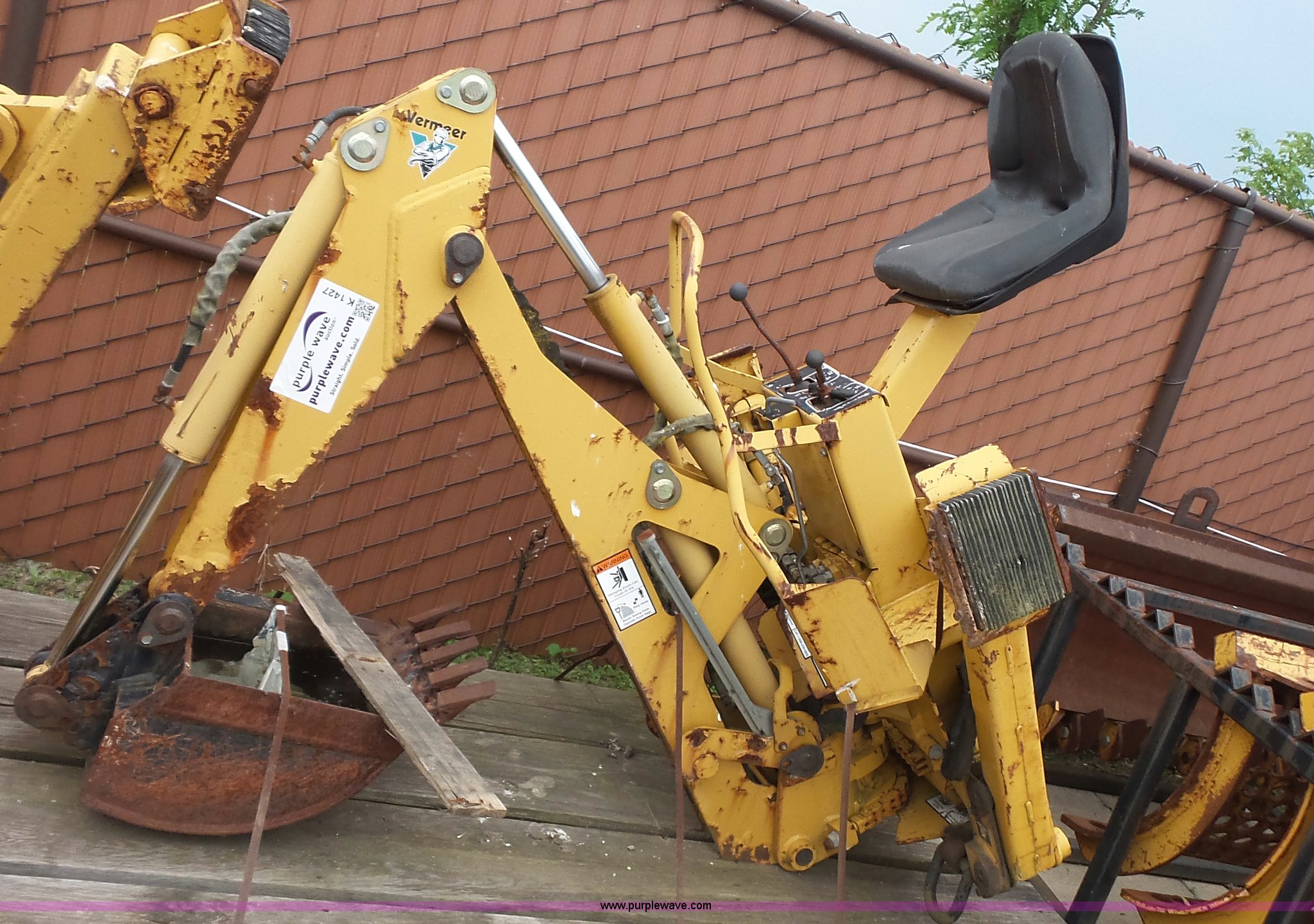 Vermeer B500 backhoe attachment in Chesterfield, MO | Item K1427 sold ...