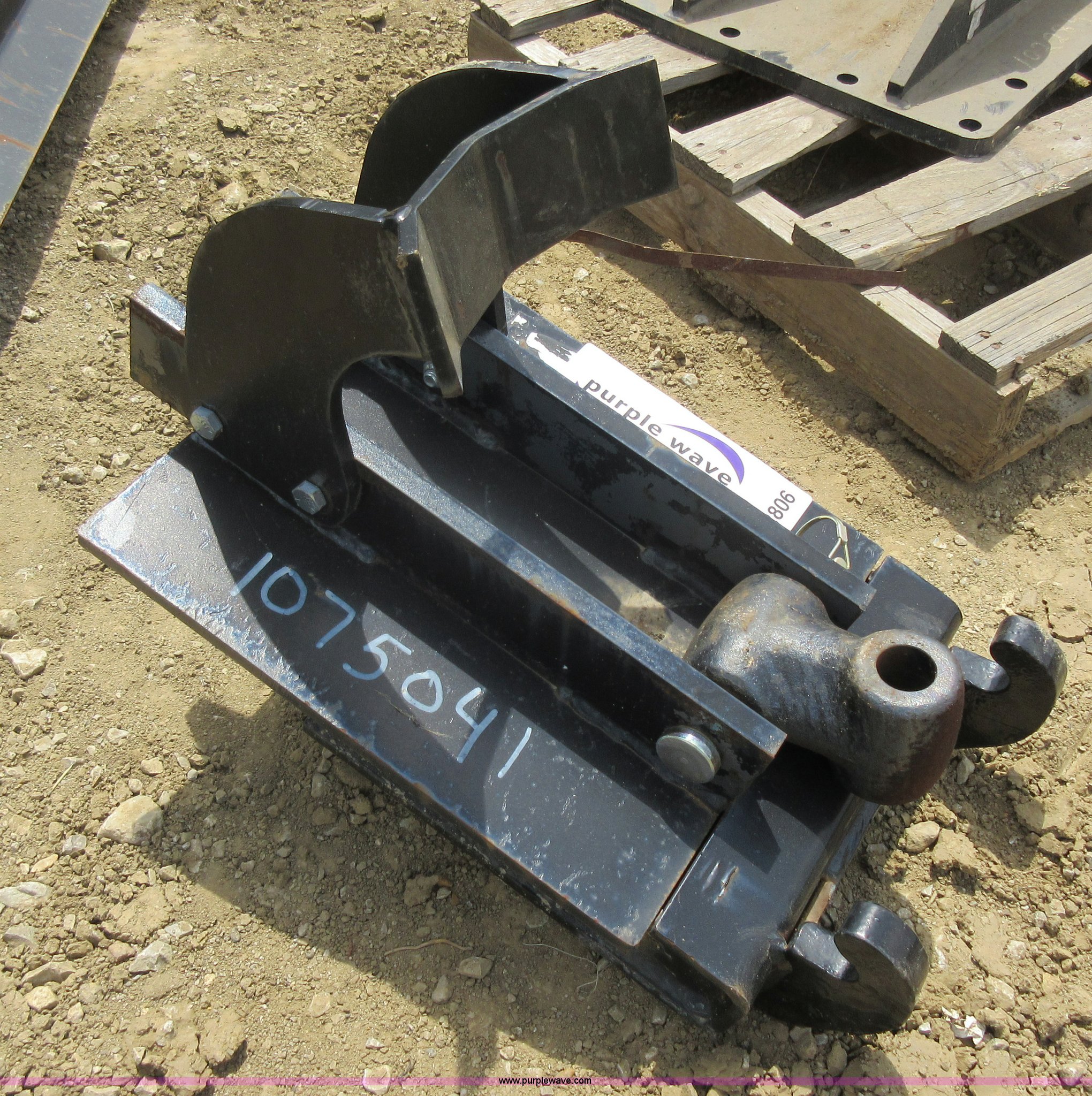 Premier auger interface in Blue Springs, MO | Item L2806 sold | Purple Wave