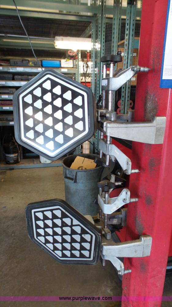 Hunter DSP400 alignment machine in Lawrence, KS | Item BW9768 sold ...