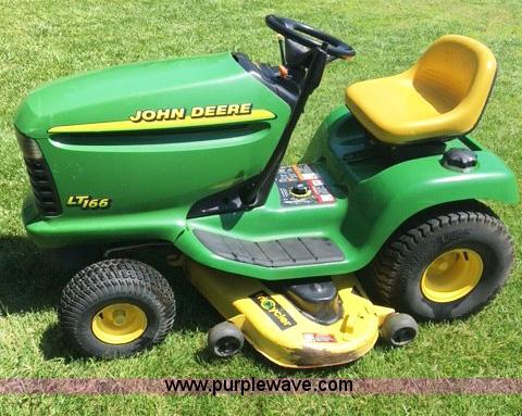 John Deere LT166 lawn mower in Wamego, KS | Item F1454 sold | Purple Wave