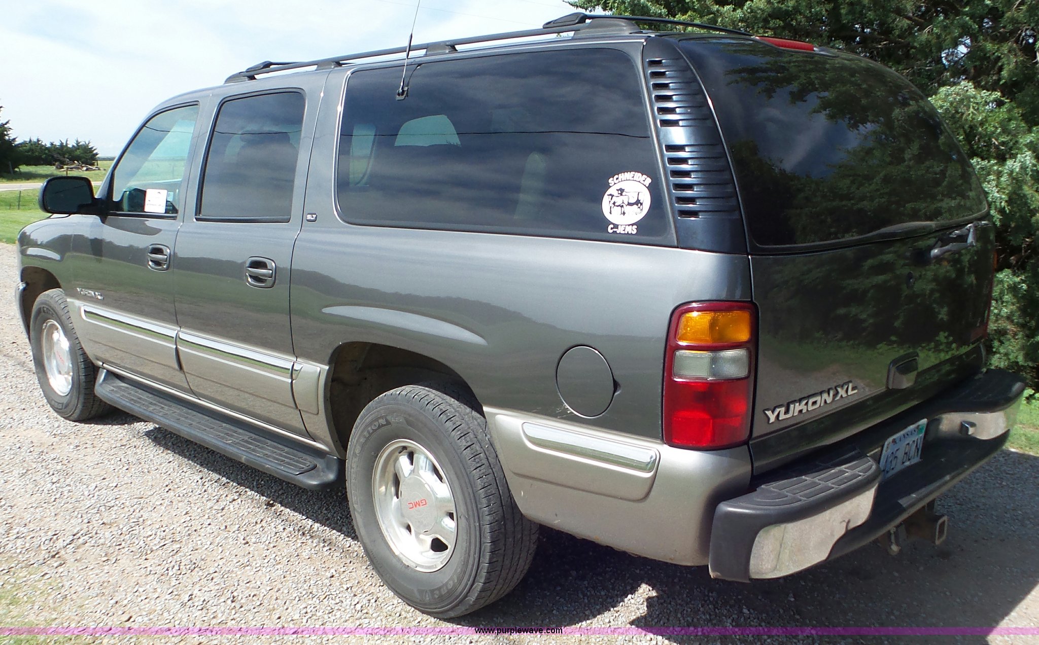 2000 GMC Yukon XL SUV in Olmitz, KS | Item L2057 sold | Purple Wave