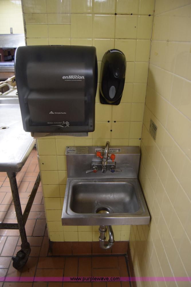 Advanco Tabco emergency eye wash sink in Wichita, KS | Item BW9807 sold ...