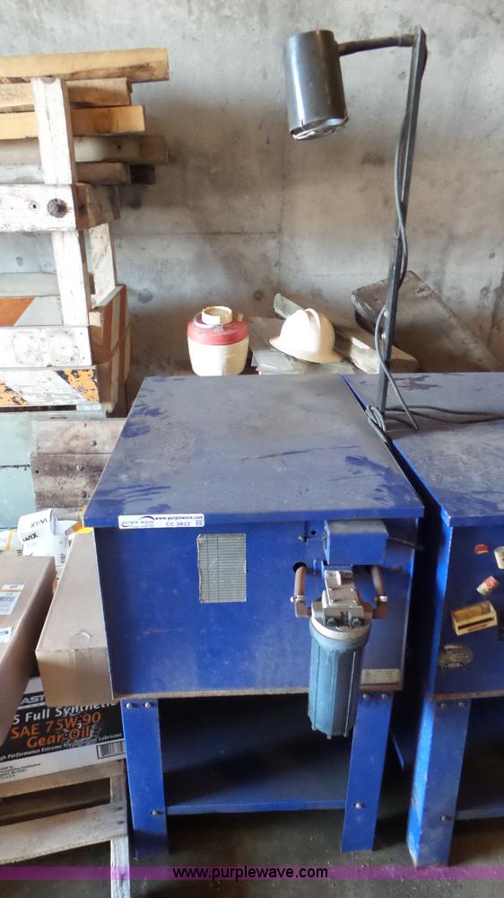 Parts washer solvent tanks in Salina, KS | Item CC9822 sold | Purple Wave