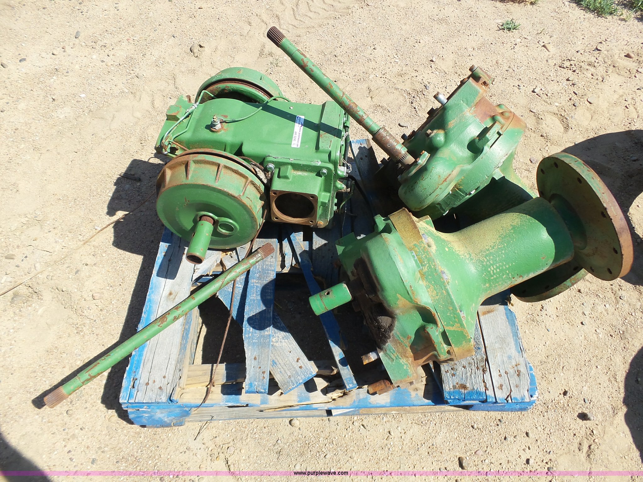 John Deere hydrostat and final drives in Sublette, KS | Item AR9295 ...