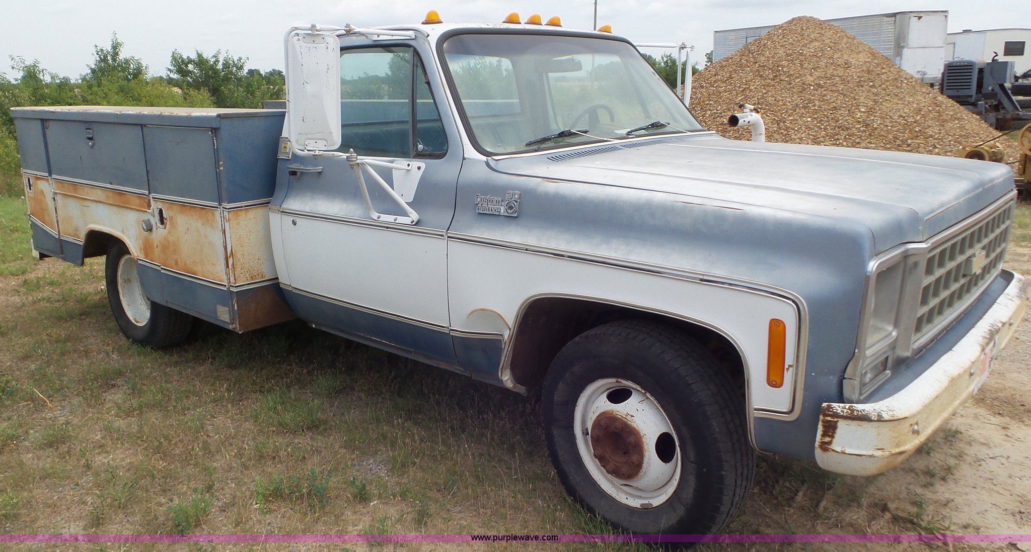 1980 Chevrolet Custom Deluxe 20 utility truck in Kanopolis, KS | Item ...