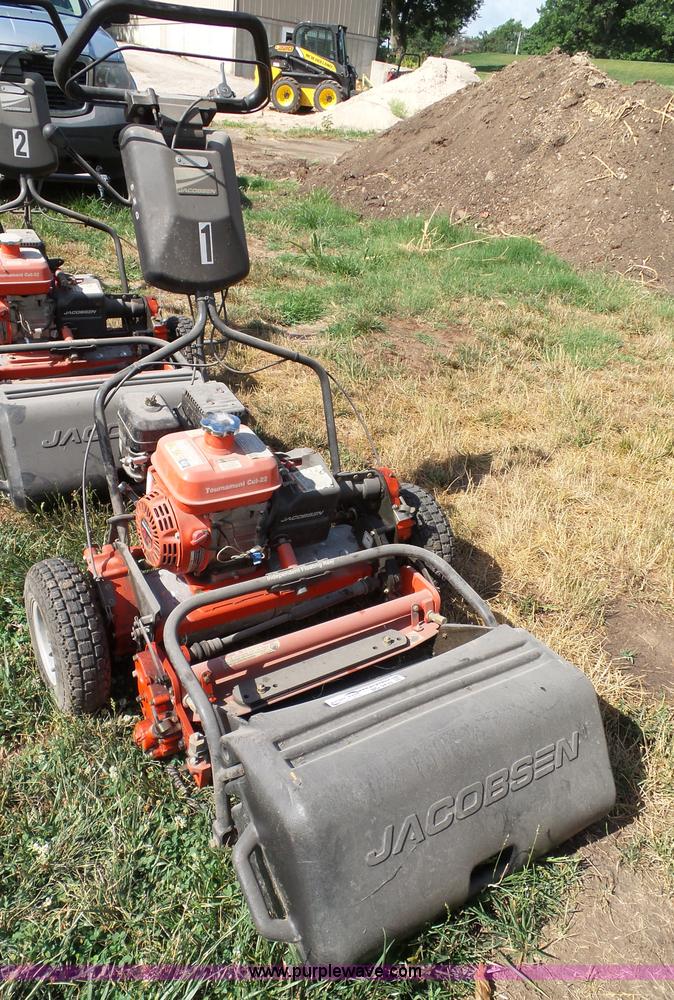Jacobsen reel mower in Wamego, KS | Item BG9433 sold | Purple Wave