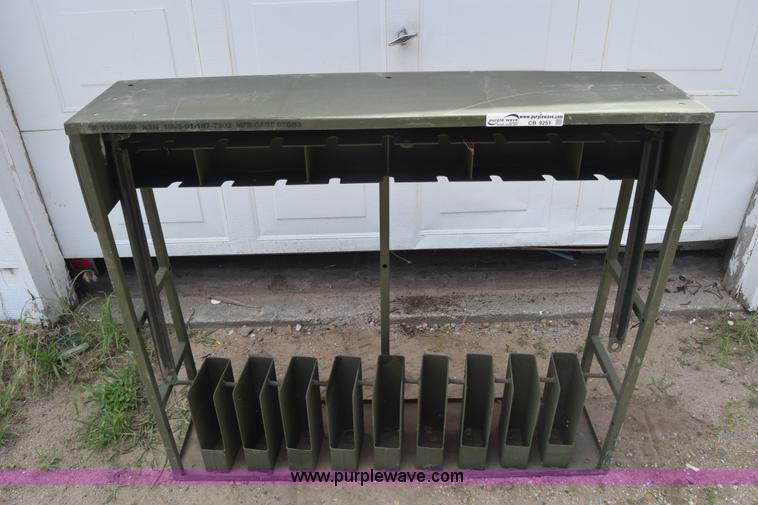 Military gun rack in Hutchinson, KS | Item CB9251 sold | Purple Wave