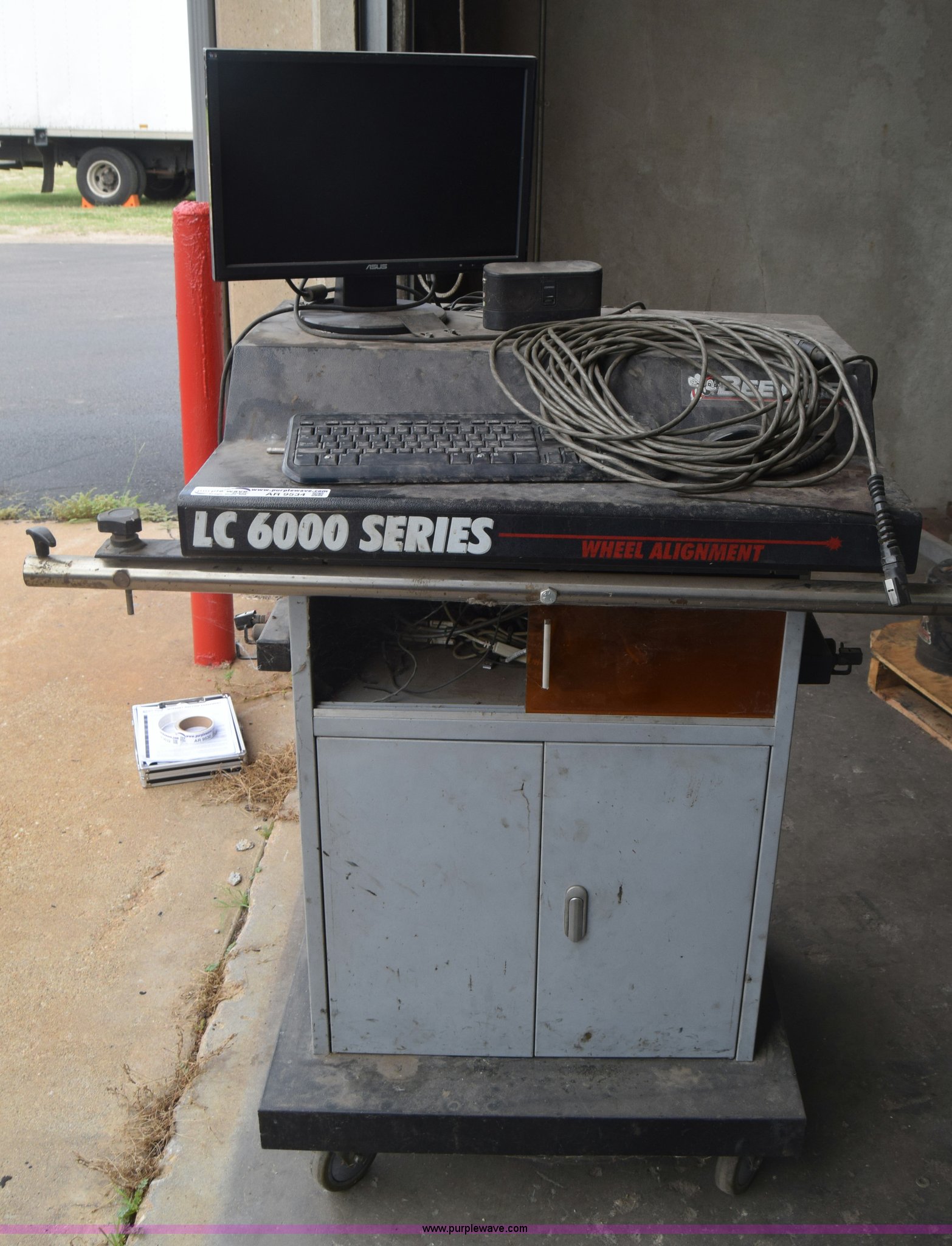 Bee-line LC6000 wheel alignment station in Wichita, KS | Item AR9534 ...