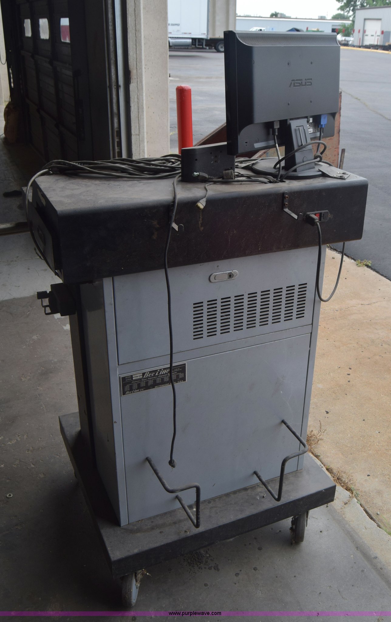 Bee-line LC6000 wheel alignment station in Wichita, KS | Item AR9534 ...