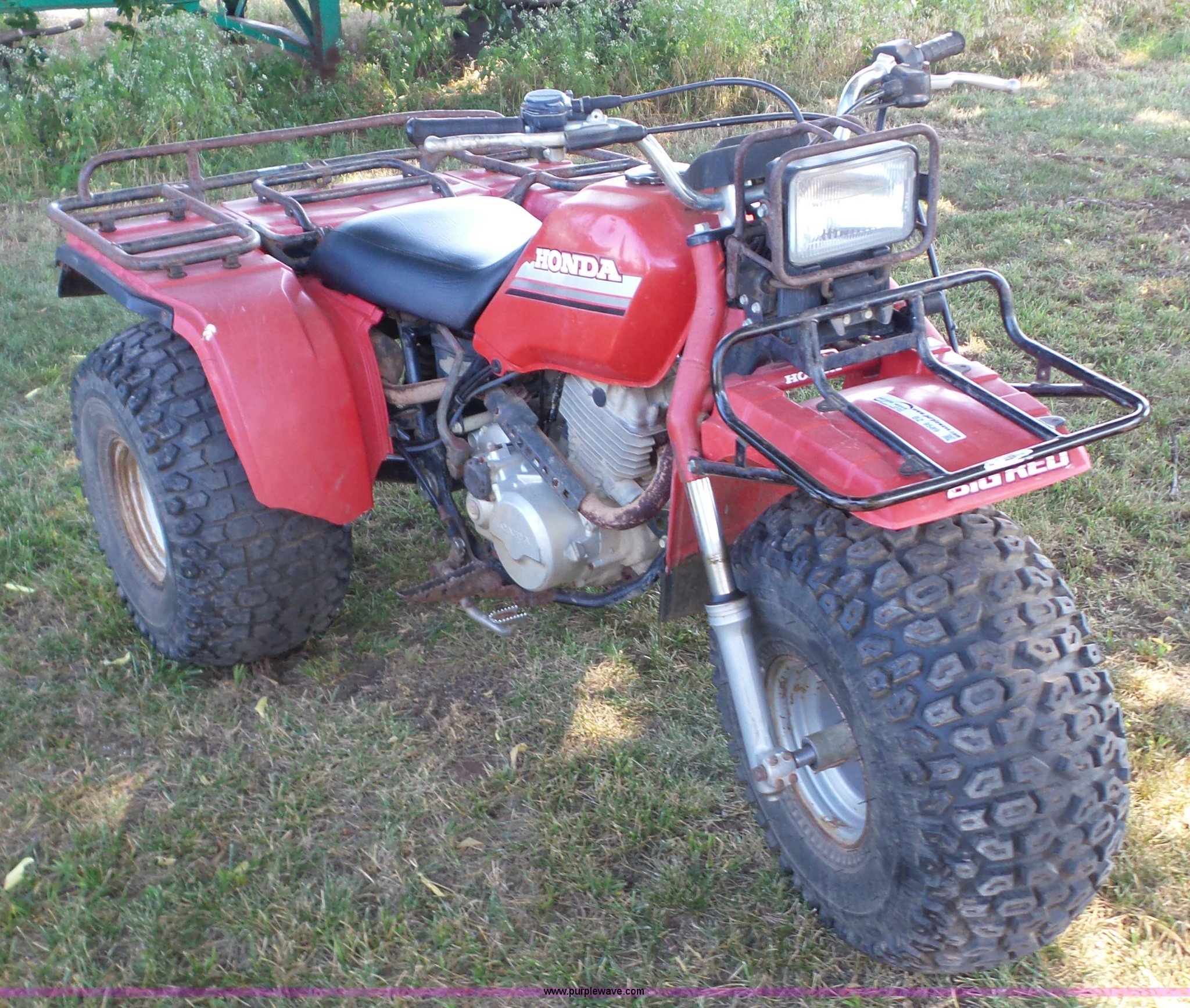 1985 Honda Big Red ATV in Chouteau, OK | Item BZ9589 sold | Purple Wave