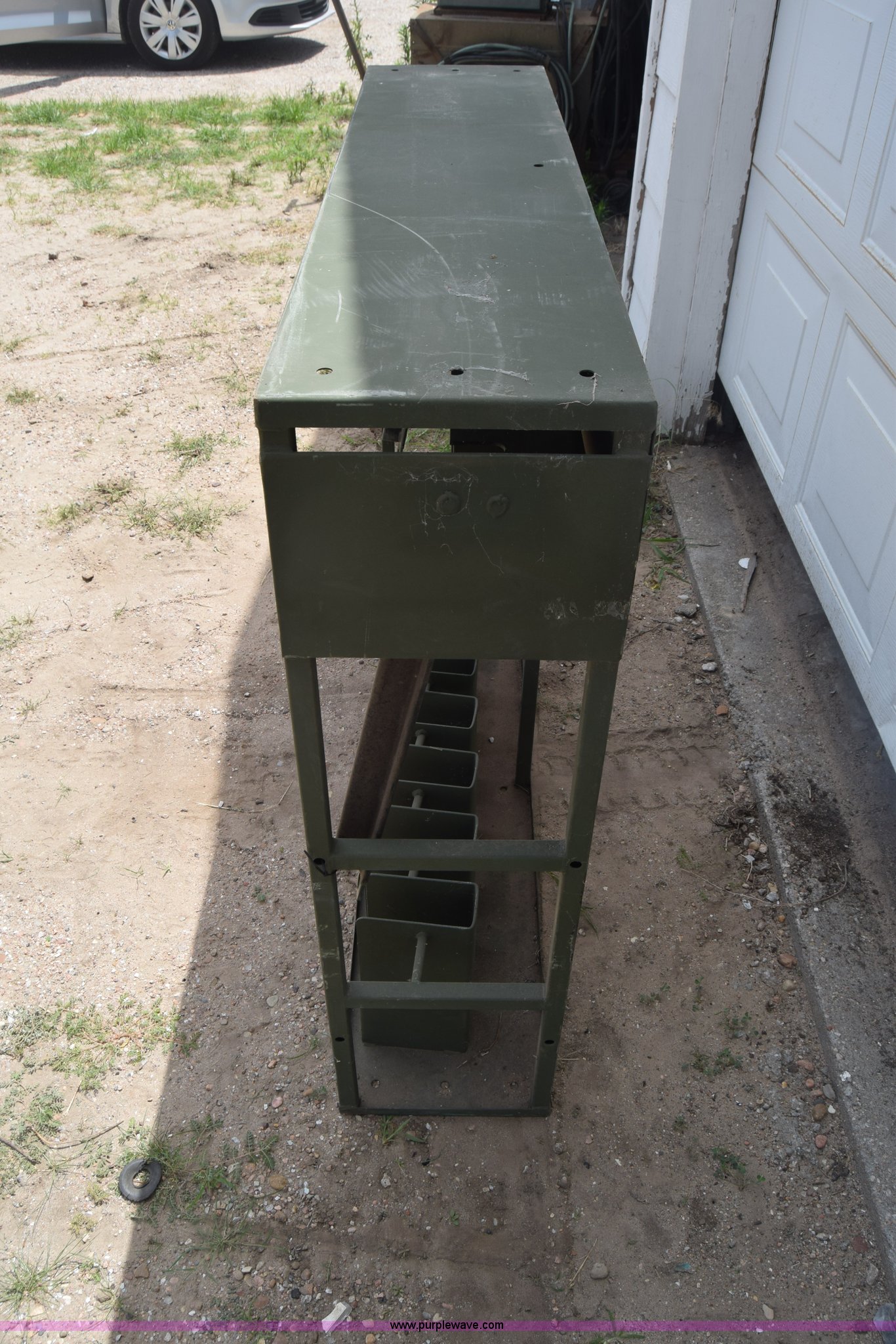 Military gun rack in Hutchinson, KS | Item CB9252 sold | Purple Wave