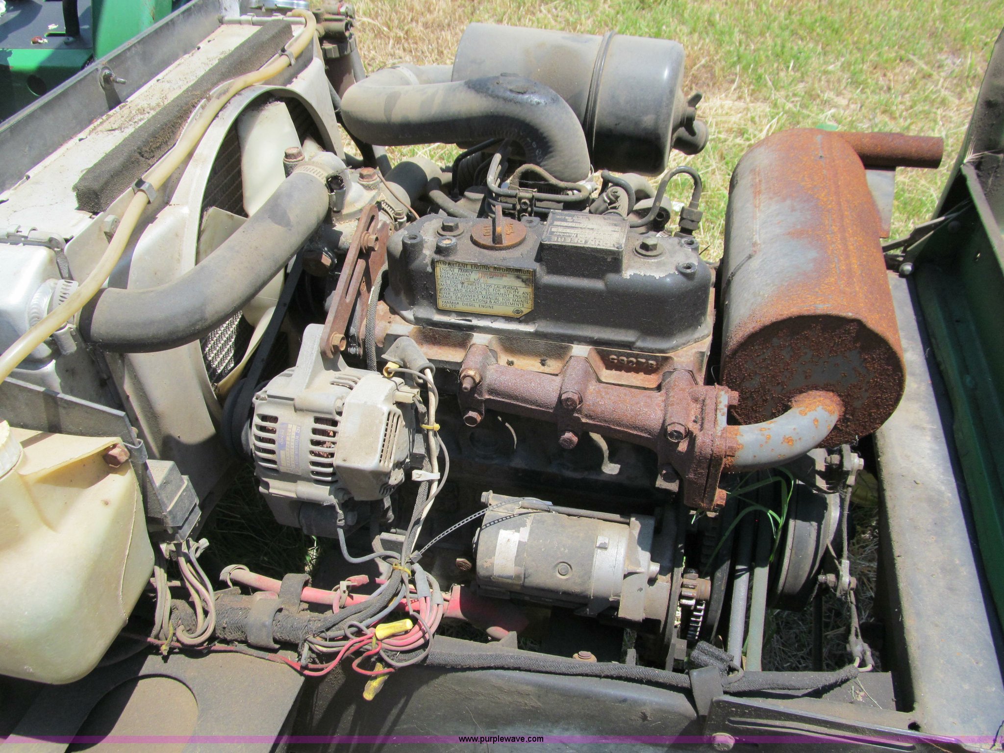 John Deere F935 lawn mower in Nevada, MO | Item J2665 sold | Purple Wave