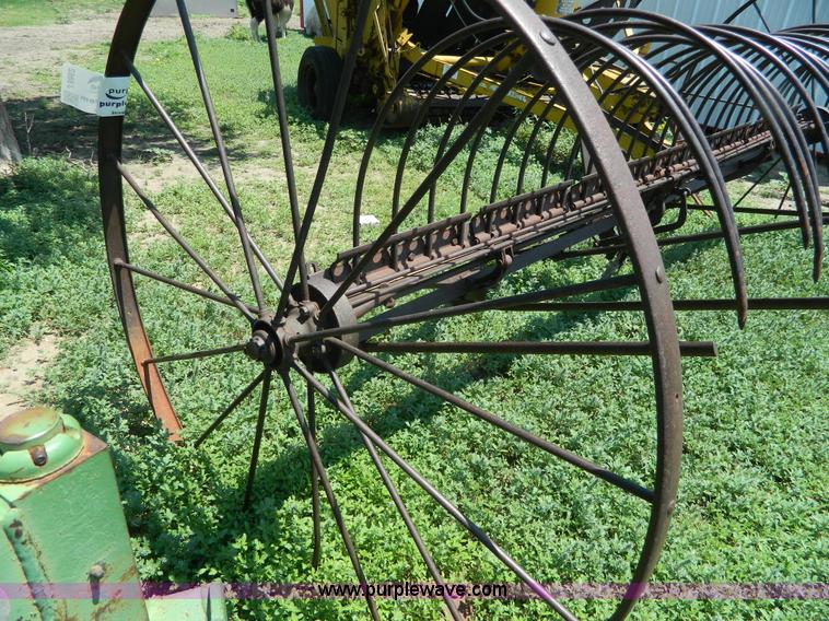 Sulky buck rake in Great Bend, KS | Item J8862 sold | Purple Wave