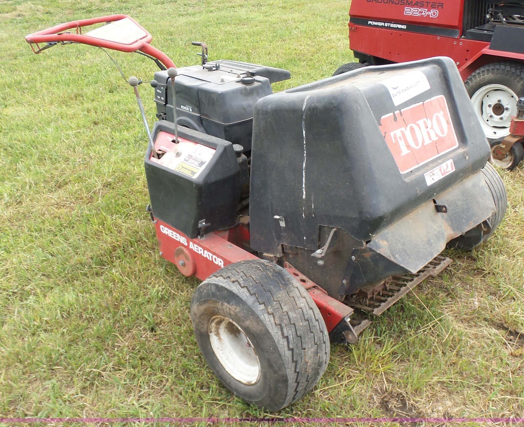 Toro Greens CG729 aerator in Abilene, KS | Item K3207 sold | Purple Wave