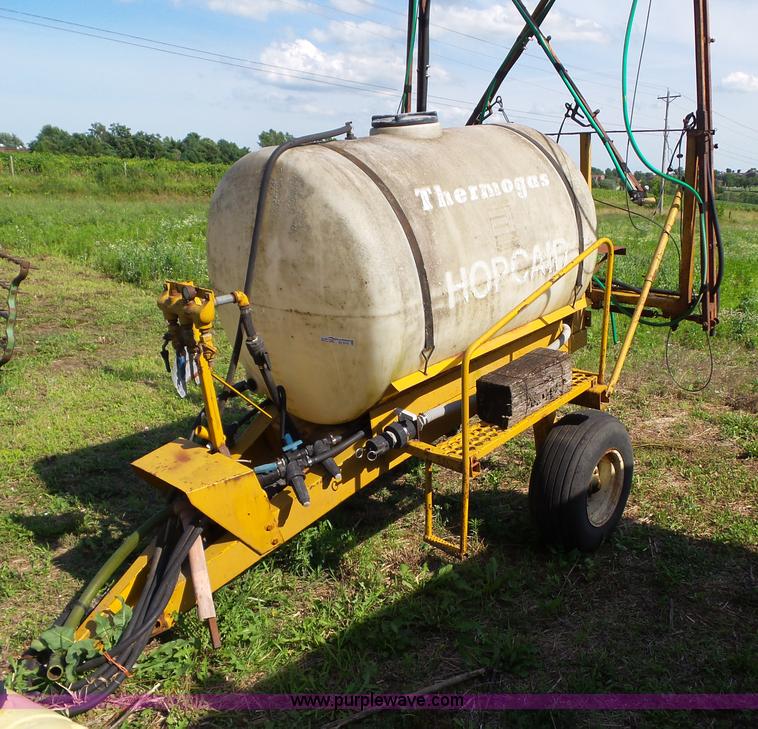 Ag-Chem applicator in Oskaloosa, IA | Item BZ9772 sold | Purple Wave