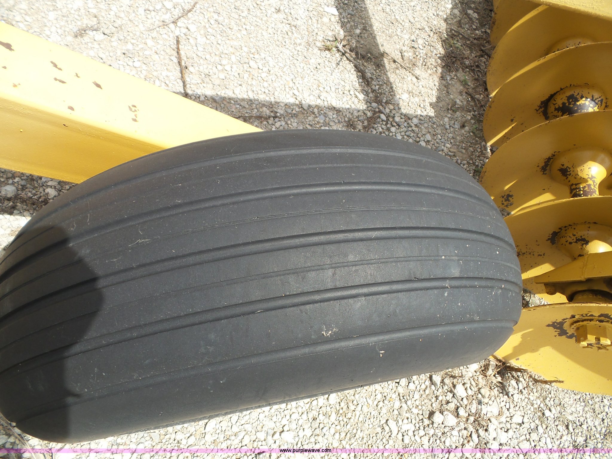 Hutchmaster RPS10 disk in Topeka, KS | Item BG9387 sold | Purple Wave