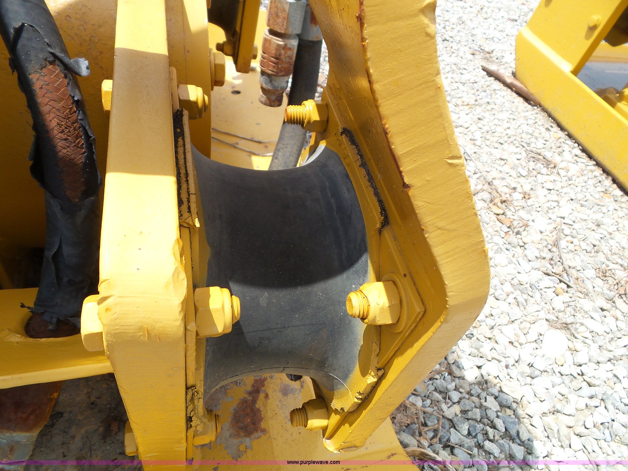 Allied excavator tamper in Topeka, KS | Item BG9388 sold | Purple Wave