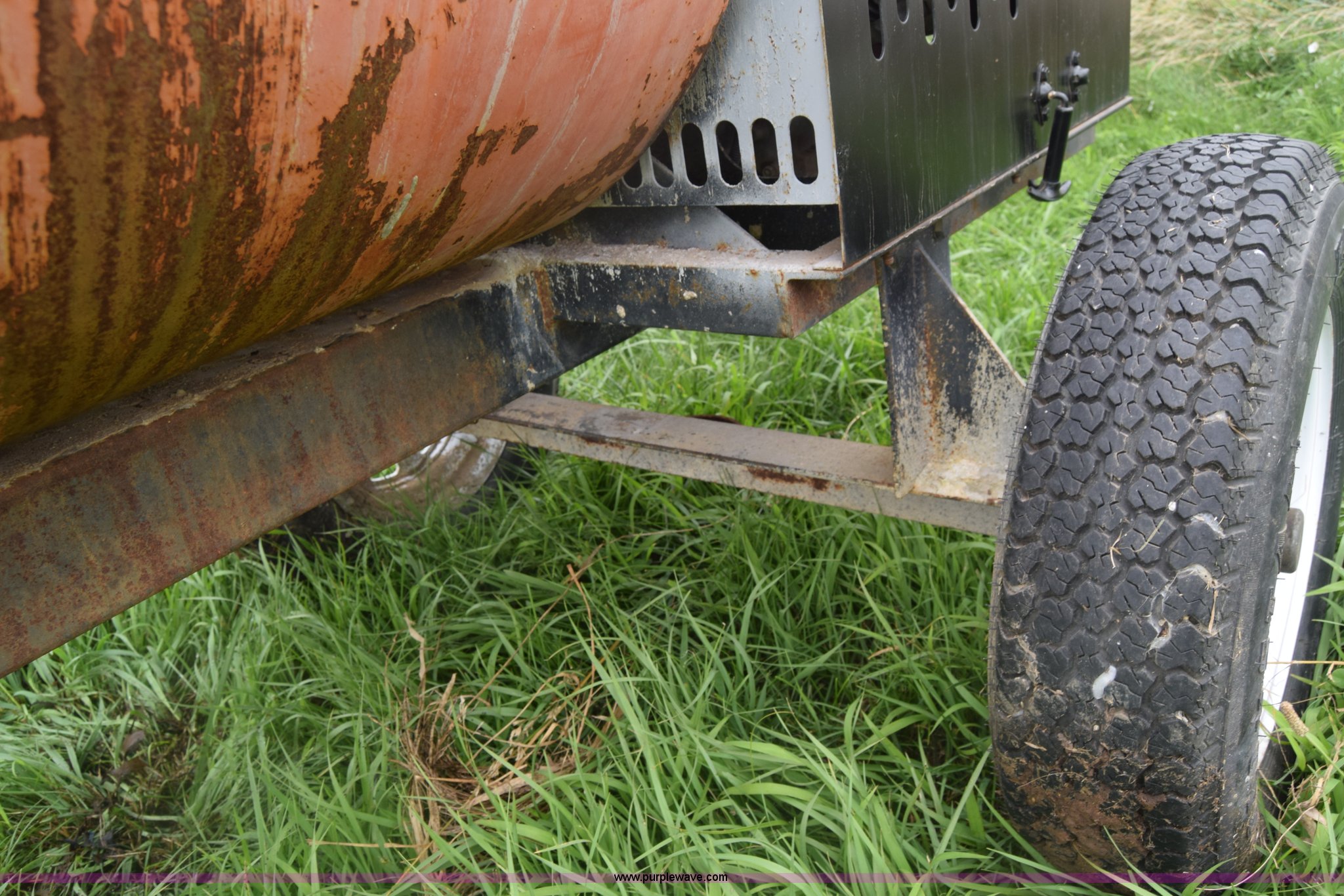 MBW cement mixer in Buhler, KS | Item K2991 sold | Purple Wave