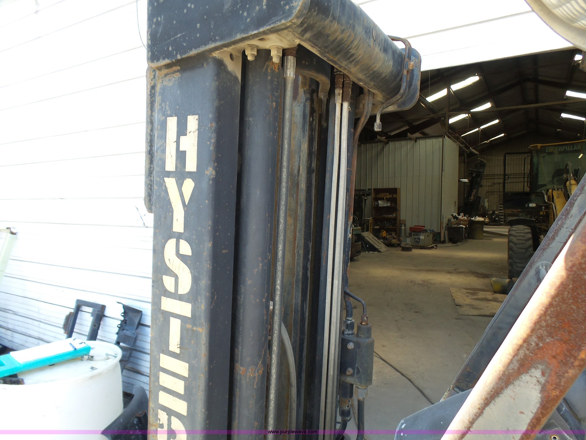 1986 Hyster S40 forklift in Irving, TX | Item L1575 sold | Purple Wave