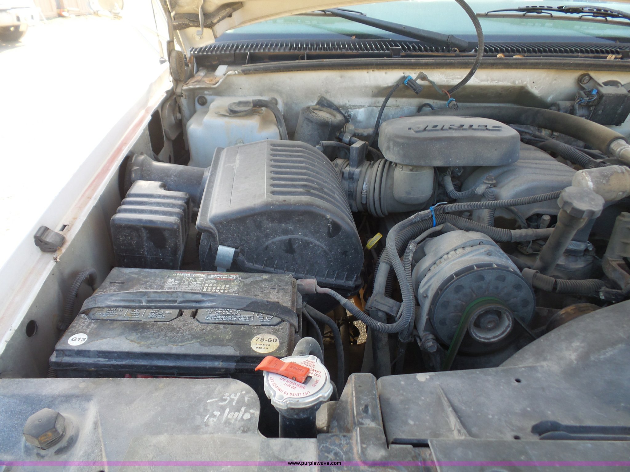 2000 Chevrolet 3500HD flatbed pickup truck in Kansas City, KS | Item ...