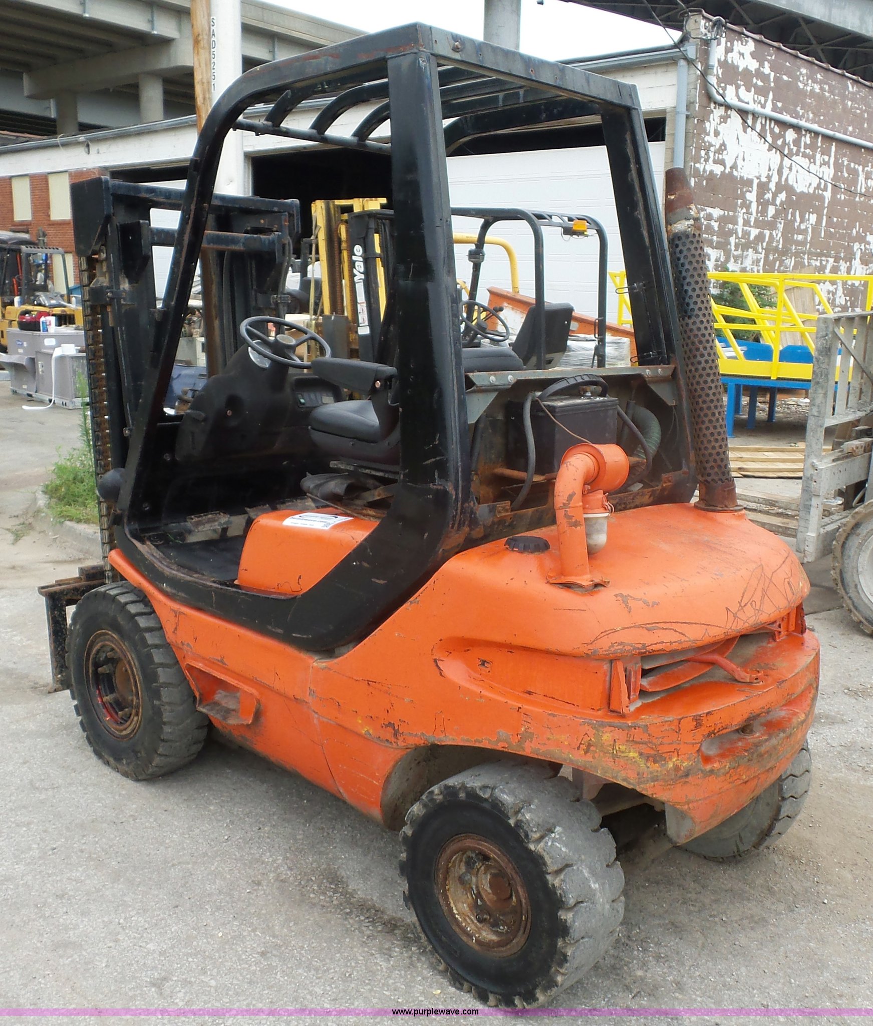 Linde H25 forklift in Kansas City, MO | Item K1726 sold | Purple Wave