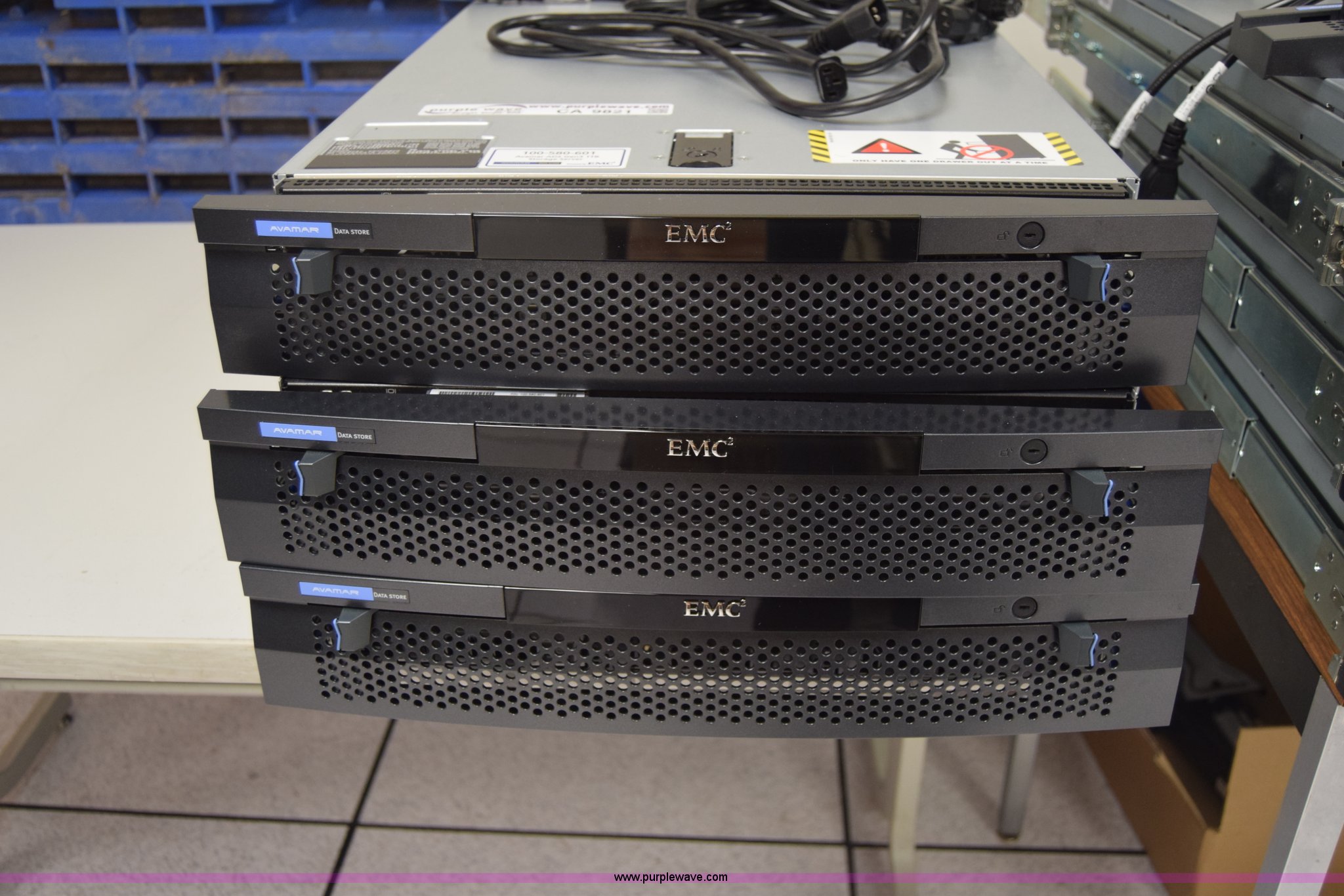 (6) Avamar storage boxes in Wichita, KS | Item CA9821 sold | Purple Wave