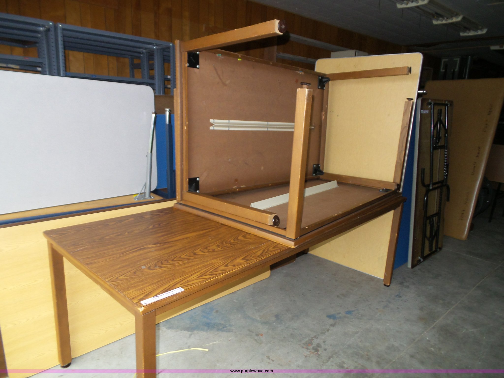 Furniture in Junction City, KS | Item CD9010 sold | Purple Wave