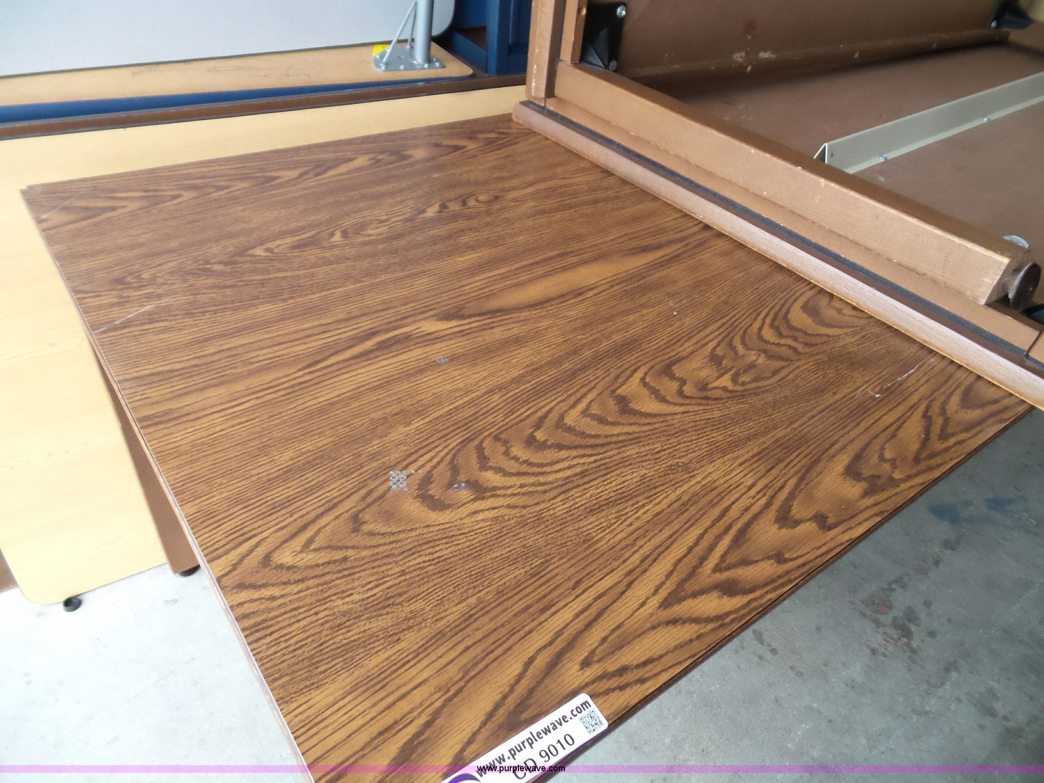 Furniture in Junction City, KS | Item CD9010 sold | Purple Wave